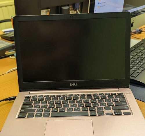 Ноутбук Dell 5370, 13.3, i5 8250u, 4gb, 256 gb