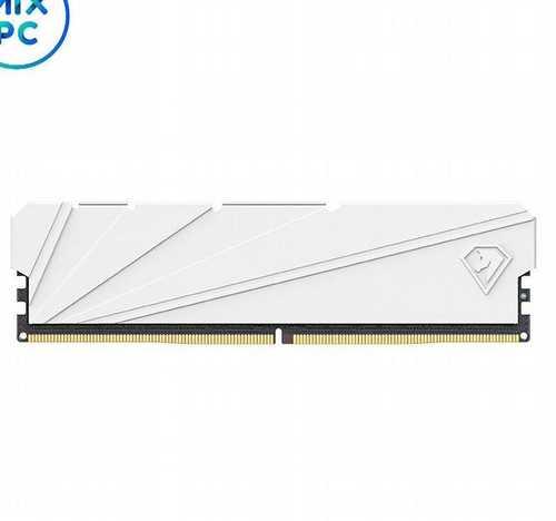 Модуль памяти DDR4 8GB 3200MHz Netac Shadow S White ntssd4P32SP-08W