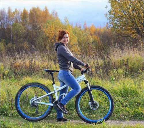 Велосипед горный женский Specialized Myka Sport