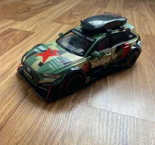 Коллекционная модель Audi RS6 DTM Avant 1:24