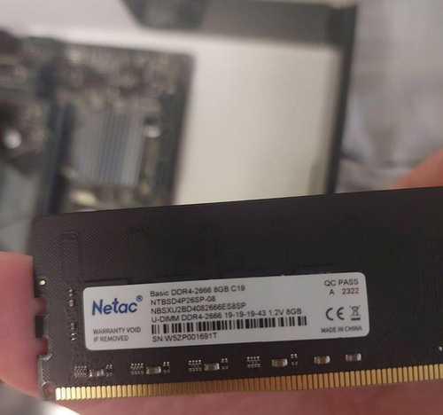 Материнская плата h310 ddr4 16gb i3 8100