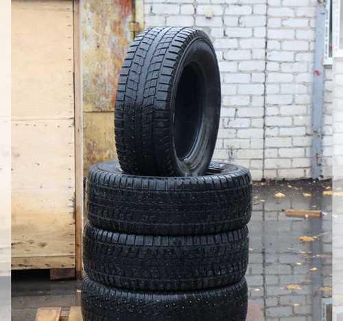 Dunlop SP Winter Ice 07 285/65 R17