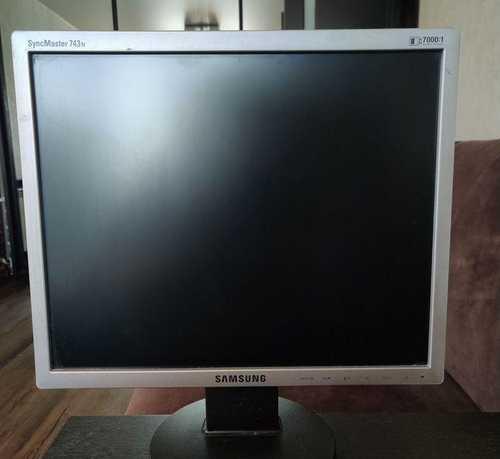 Монитор Samsung SyncMaster 743N