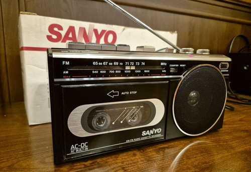 Sanyo M2670F