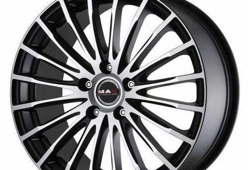 Mak Fatale 8x18 5x120 ET 40 Dia 72.6 (silver)