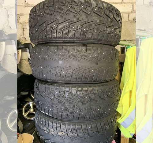 Yokohama IceGuard Stud IG65 225/55 R17