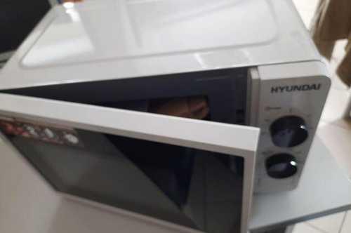 Микроволновая печь Hyundai HYM-M2002