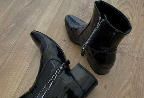 Ботинки лаковые Zara