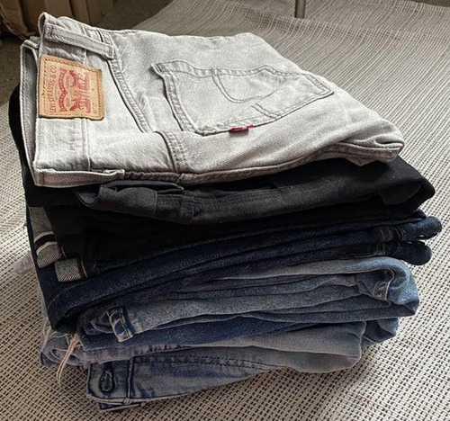 Джинсы levis