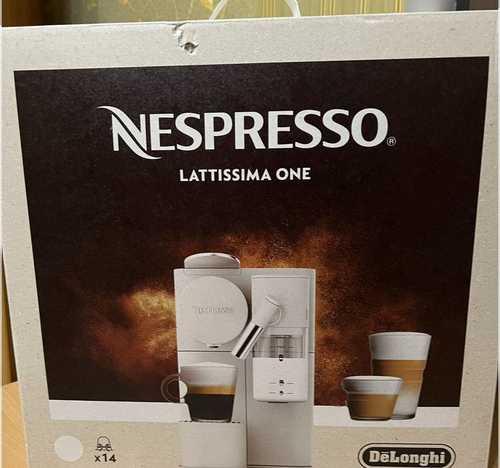 Новая Кофемашина Nespresso F121 Lattissima One