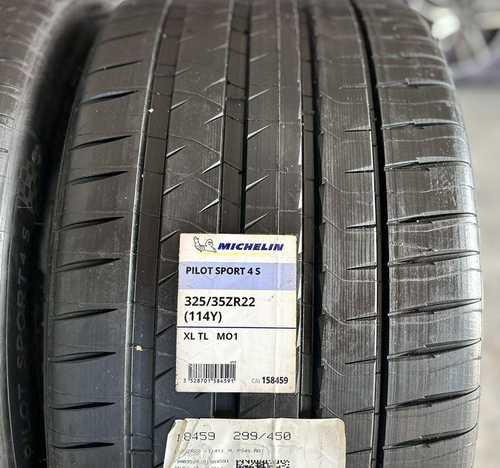 Michelin Pilot Sport 4 S 325/35 R22