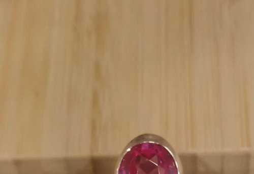 Золотое кольцо с розовым камнем СССР