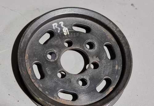 Шкив насоса гур 028145255F Audi A4 B5