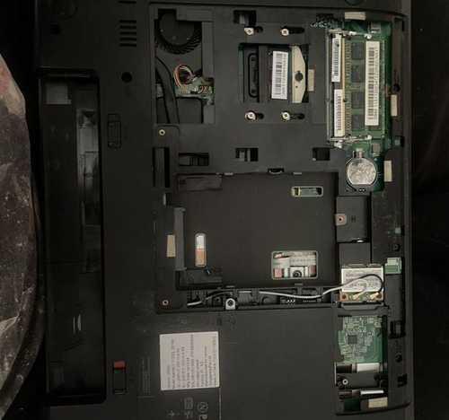 15.6" Lenovo IdeaPad V580c, 500 ГБ, Core i3-3110M, RAM 4 ГБ, GeForce 610M 1 ГБ