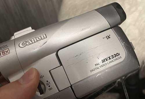 Видеокамера Canon MVX330i
