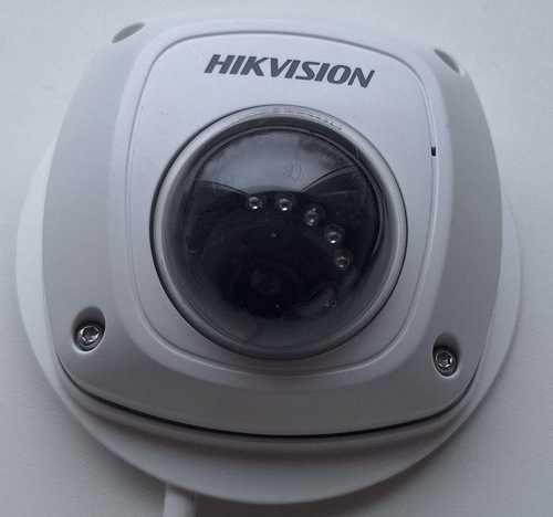 Камера видео наблюдения Hikvision DS