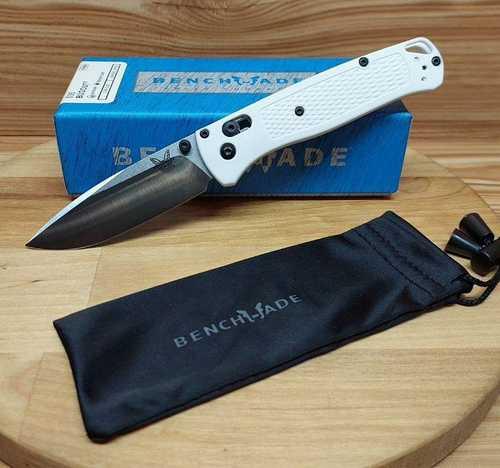 Нож складной Benchmade 535 Bugout белый