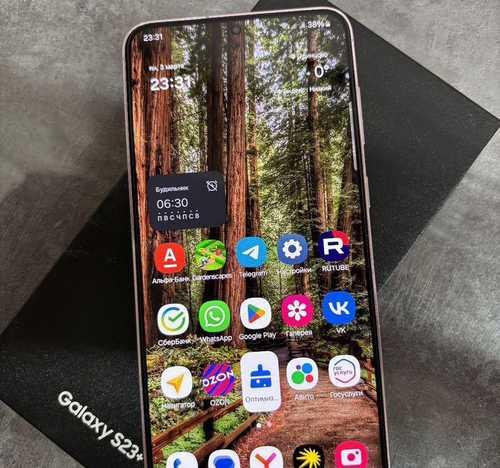 Samsung Galaxy S23 , 8/256 ГБ