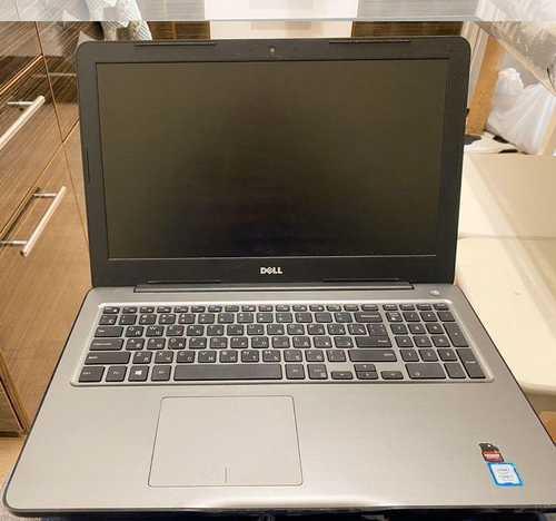 Ноутбук dell inspiron p66f