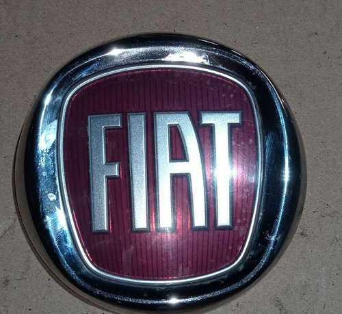 Эмблема fiat