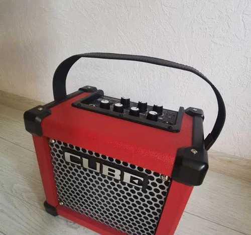 Комбик Roland Micro Cube GX