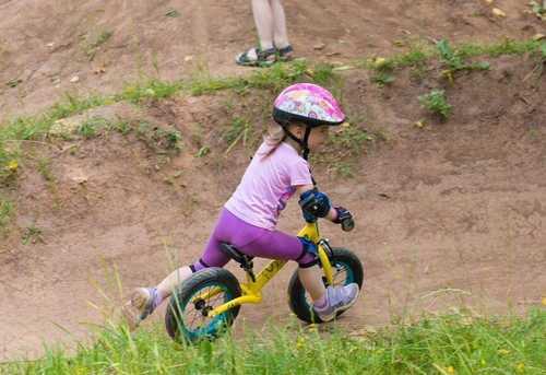 Чемпионский беговел Hobby Bike 12"
