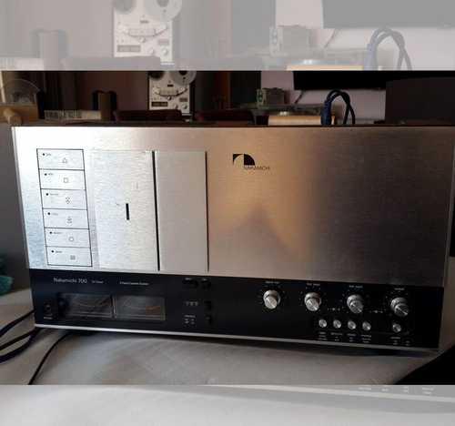 Кассетная дека Nakamichi 700