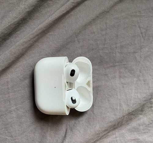 Наушники airpods 3 поколения оригинальные б/у