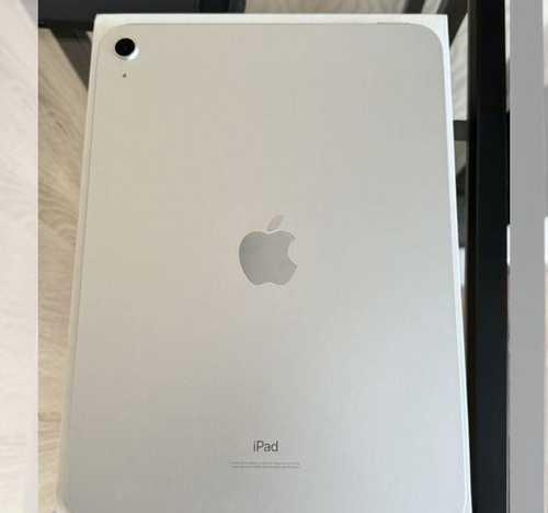 Apple iPad 10 64gb wi fi silver