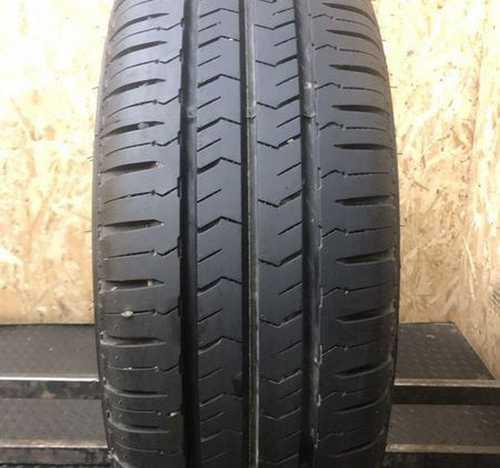 Nexen Roadian CT8 215/65 R16C T