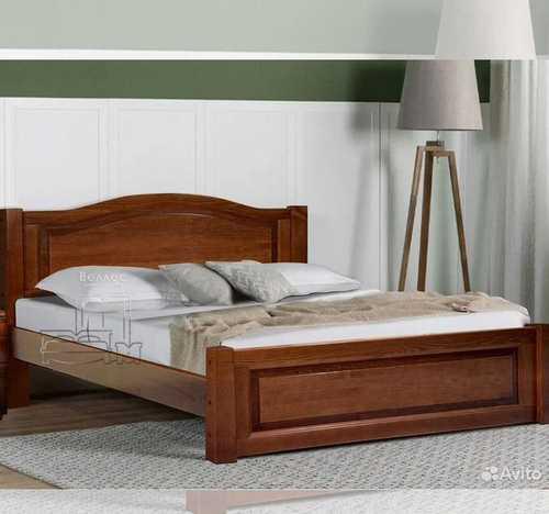 Двуспальная деревянная кровать от производителя