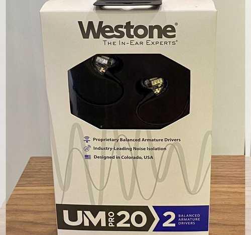 Наушники Westone UM PRO 20, новые