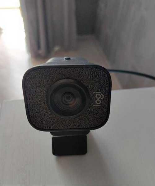 Web-камера Logitech StreamCam Black (960-001281)