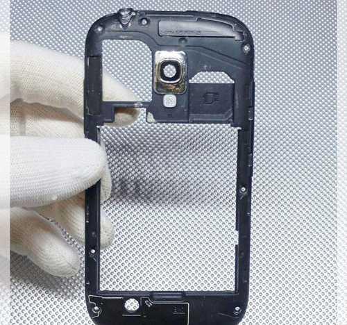 Samsung Galaxy S3 mini gt i8190. Средняя часть