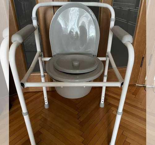Стул кресло санитарный