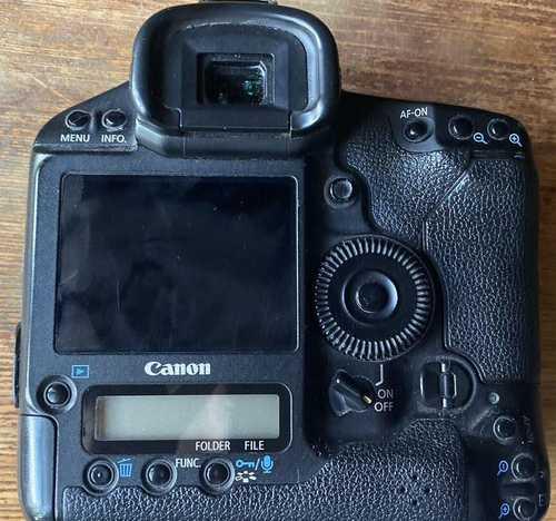 Canon eos 1d mark IV