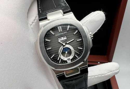 Часы Patek Philippe Nautilus