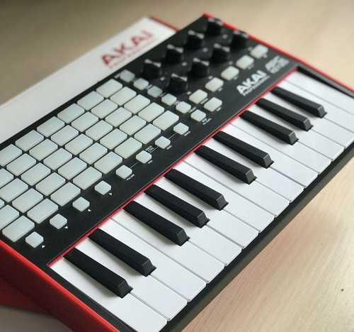 Миди клавиатура Akai APC KEY 25