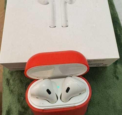 Беспроводные наушники apple airpods