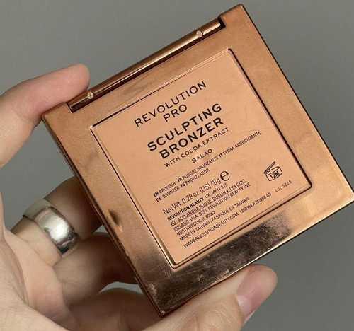 Бронзер revolution PRO sculpting bronzer