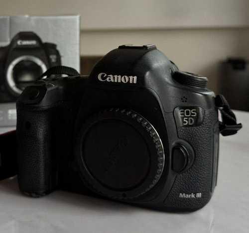 Фотоаппарат Canon 5D mark iii