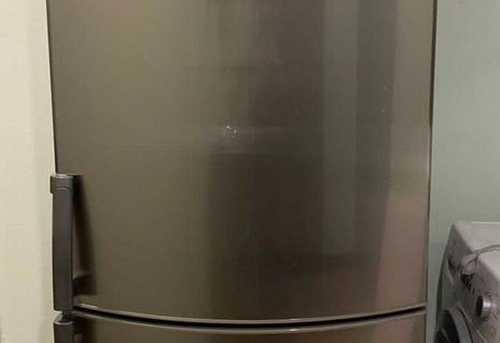 Холодильник Whirlpool ARC 8140 IX