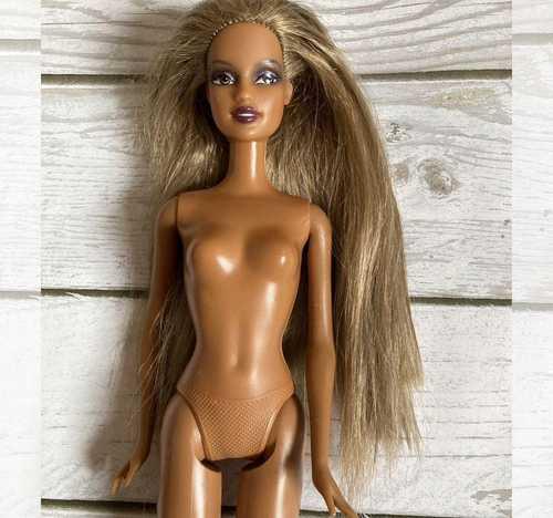 Barbie Mattel China 1990