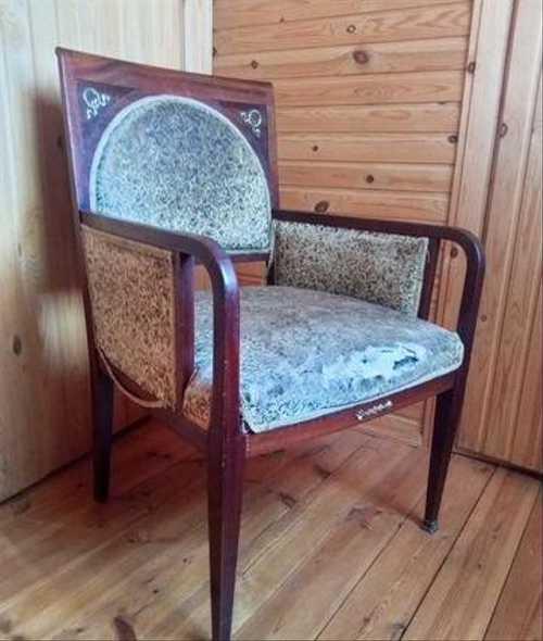 Антикварный гарнитур (2 кресла, 4 стула)