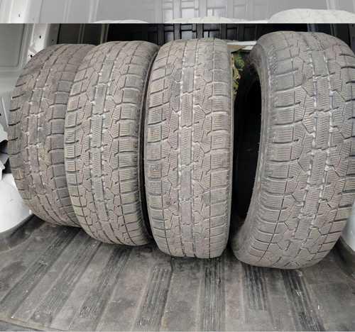 Toyo Observe Garit GIZ 185/65 R15