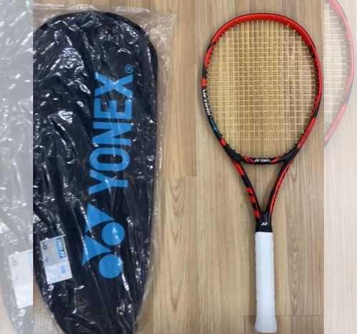 Теннисная сумка с ракеткой Yonex