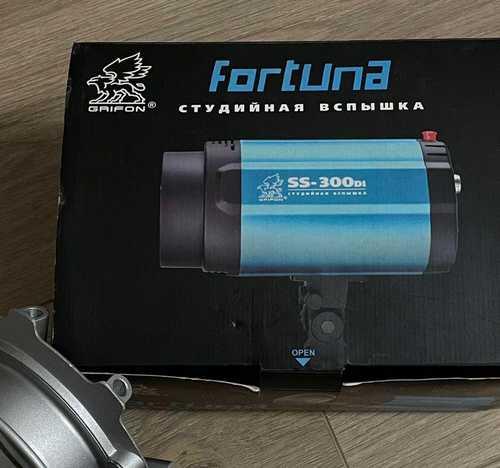 Студийная вспышка Grifon SS-330DI