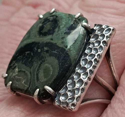 Серебряное кольцо с натуральной яшмой
