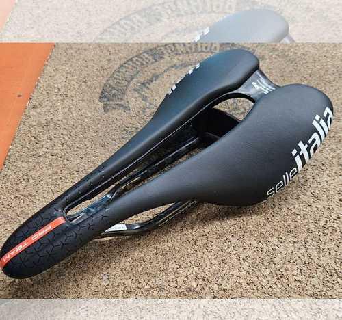 Седло Selle Italia SLR Boost Kit Carbonio Pro team