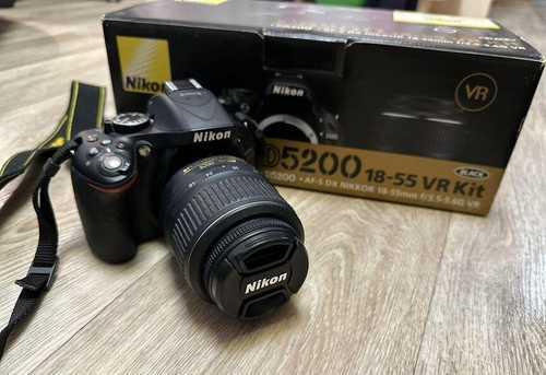 Зеркальный фотоаппарат nikon d5200 18-55 VR Kit